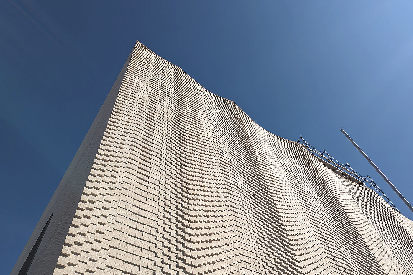 Coolidge Corner Theatre - Höweler + Yoon