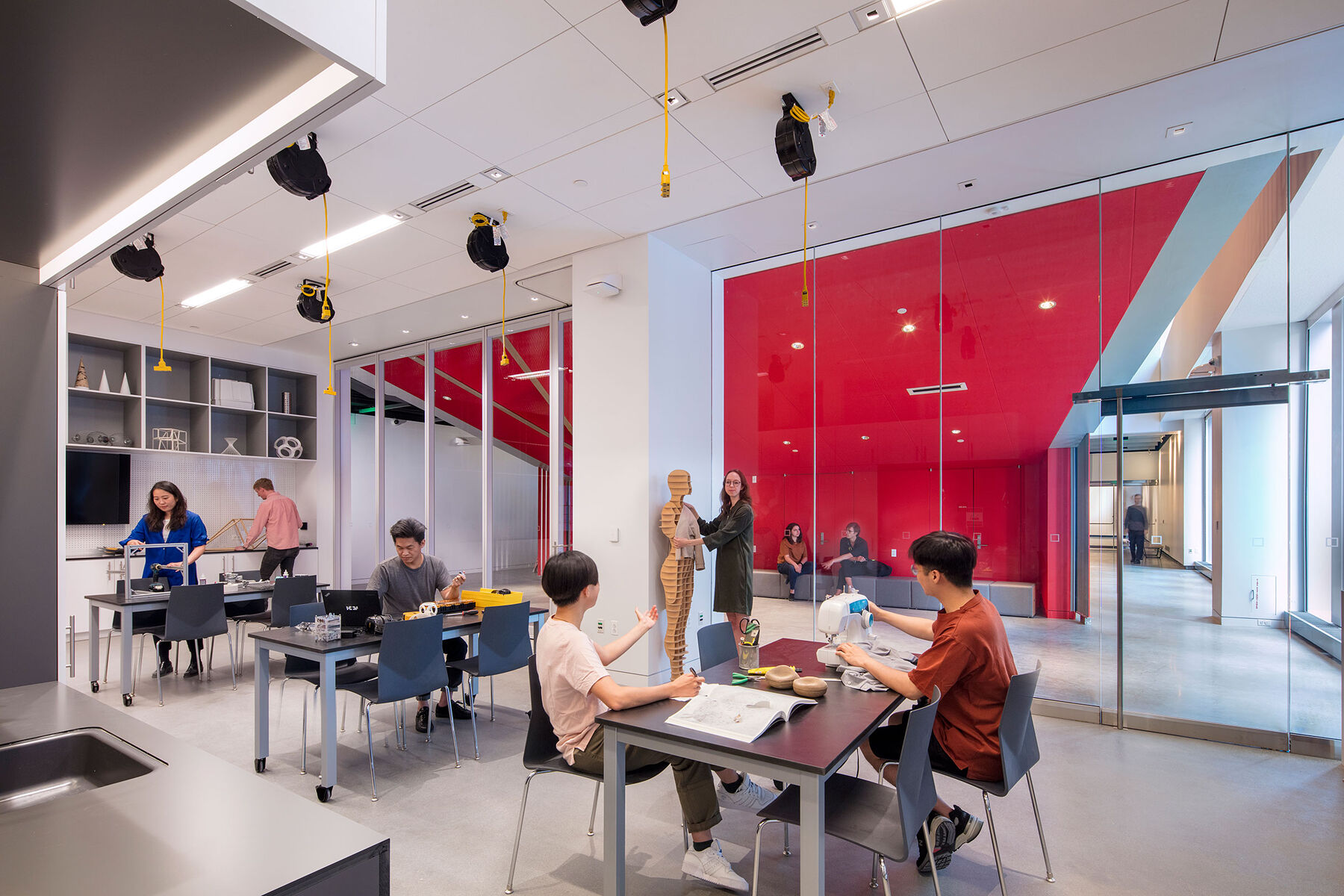 MIT Museum - Höweler + Yoon